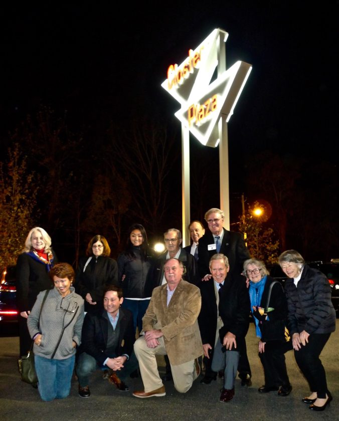New Closter Plaza’s ‘dancing diamonds’ sign dedicated — Pascack Press ...